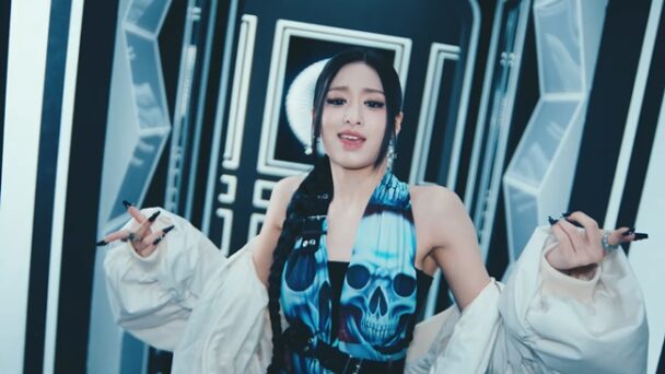 Babymonster、新曲「SHEESH」MV公開 - アヒョン復帰！完全体活動スタート - デバク